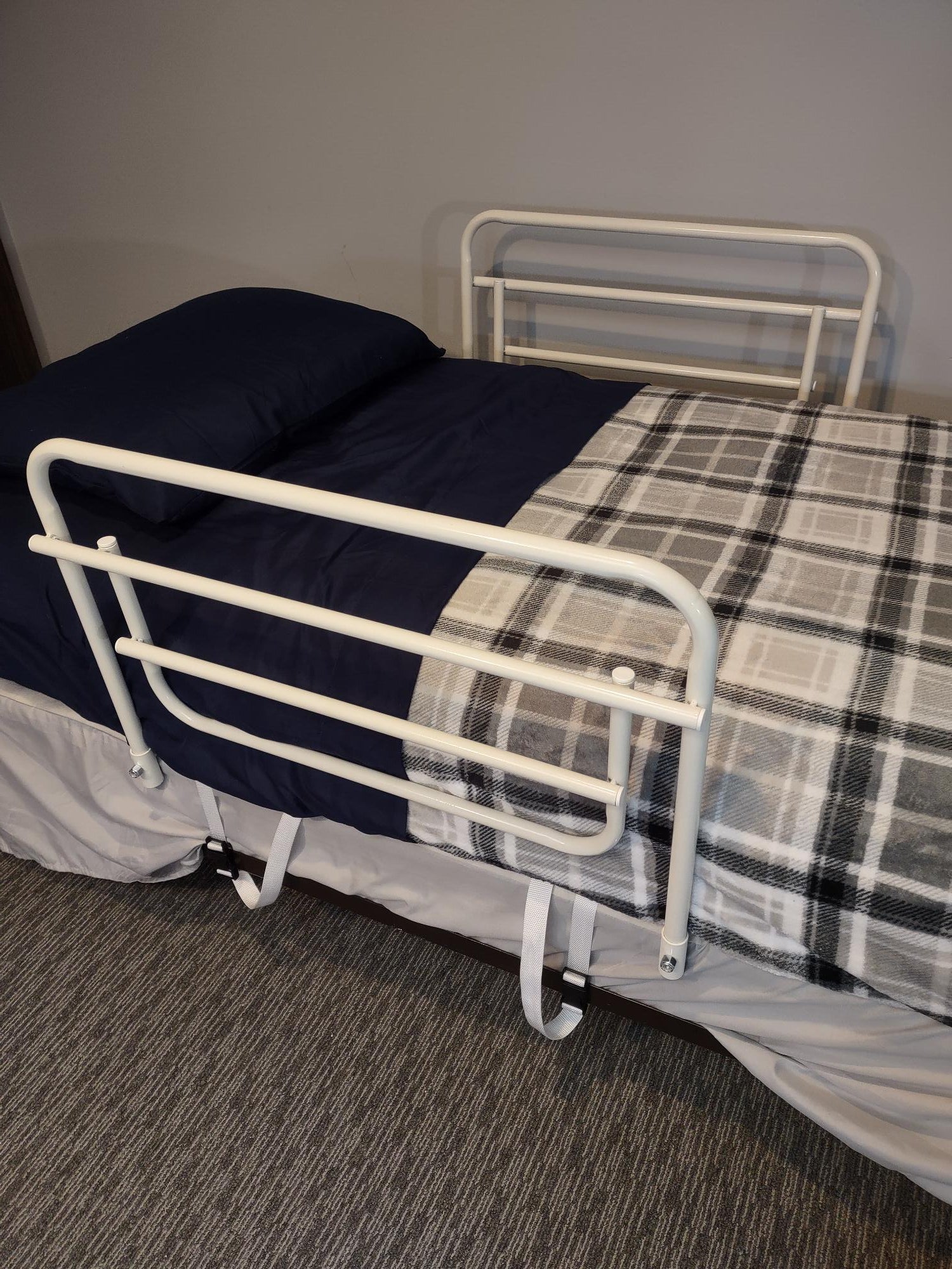 Bed Rail - 30 Inch SafetySure® Security Bed Rail – Metal & Mobility ...